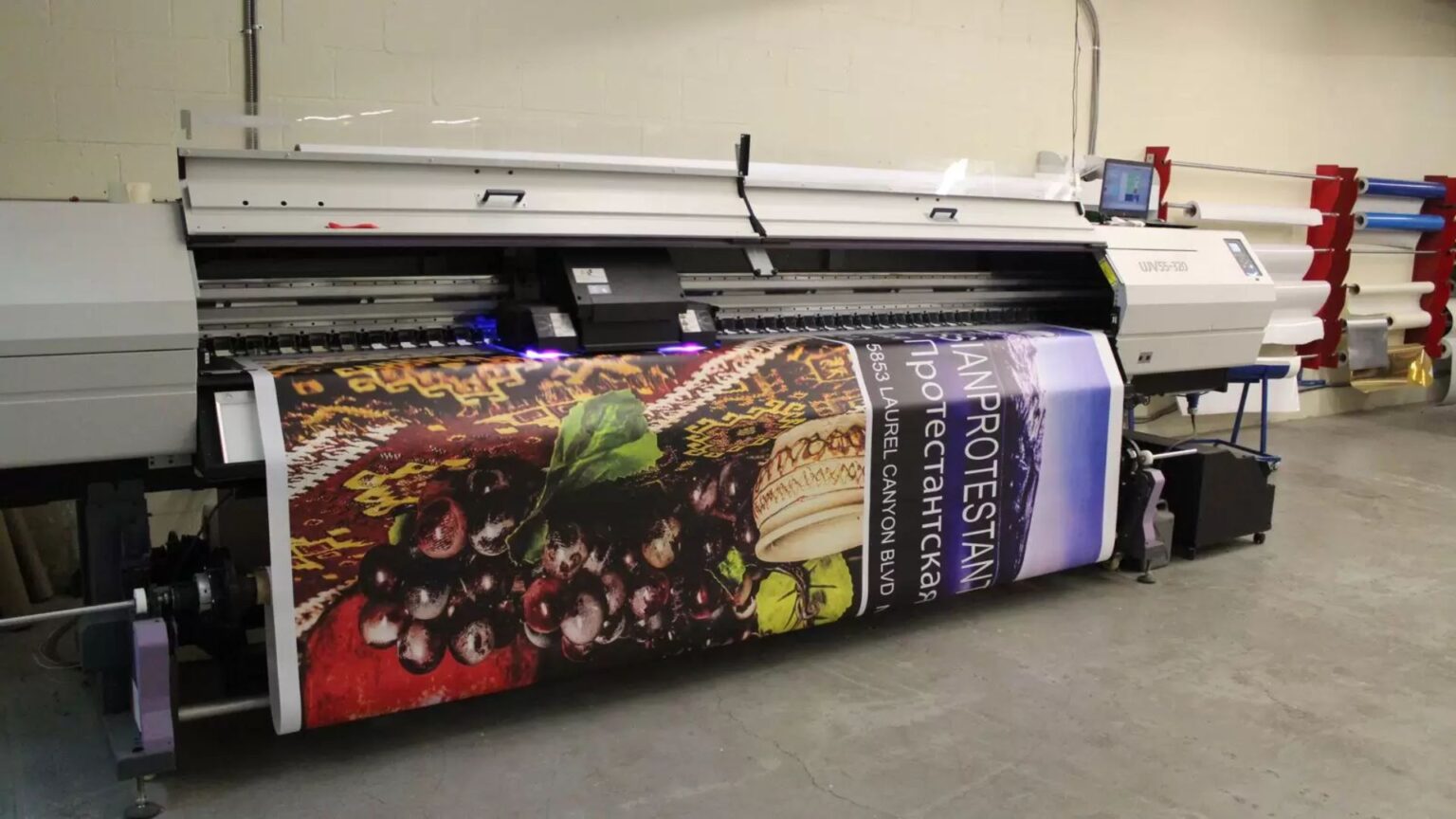 Maximize Impact With Large Format Banner Printing In Dubai?