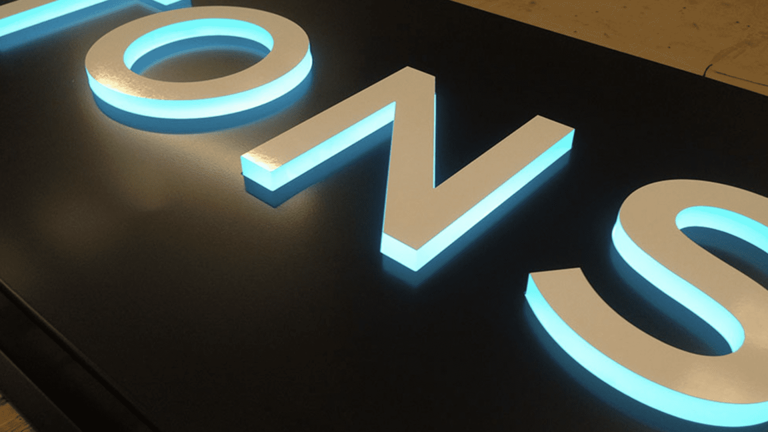 How To Choose A Signage Companies